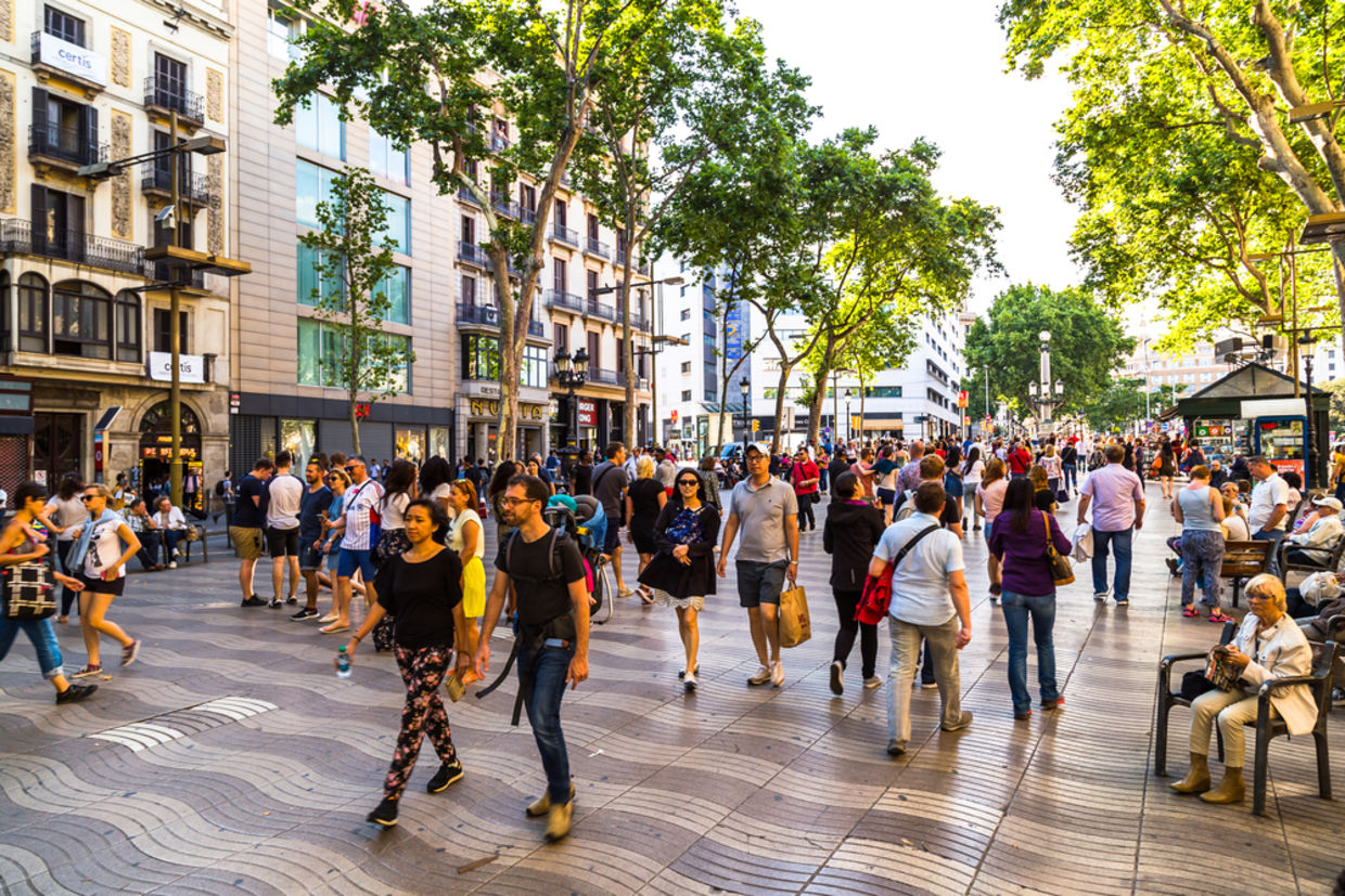 Car-free zones in cities are a step towards realizing the ‘People-First ...
